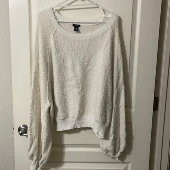 Rue21 | Sweaters | Off White Cling Buff Sleeves Sweat Wide Neck | Poshmark